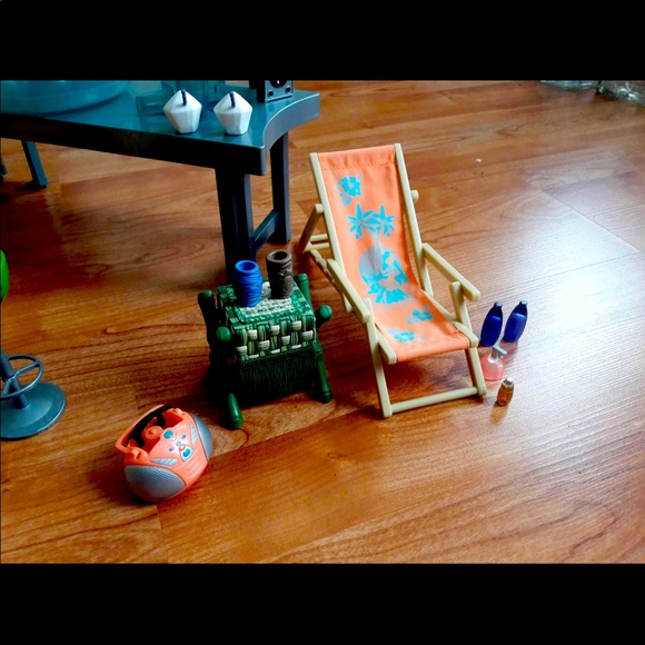 Bratz | Toys | Bratz Pool Party Play Set Comes With All Shown | Poshmark